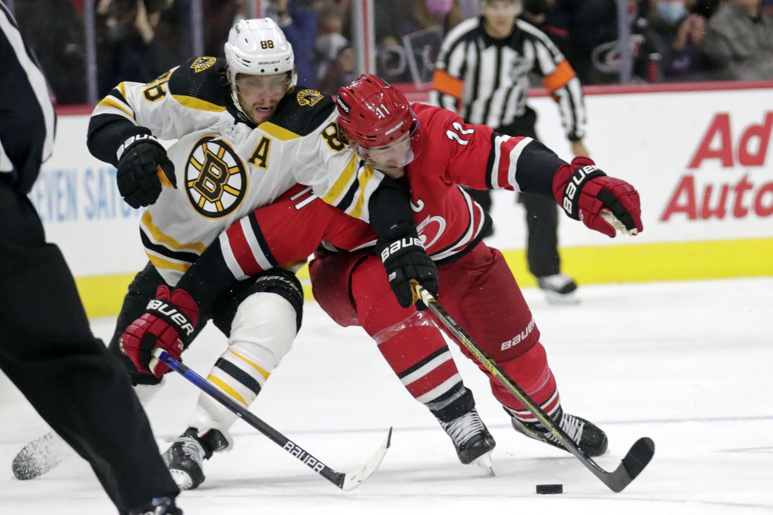 Analyzing Bruins Early Season Struggles w/ Conor Ryan - CLNS Media