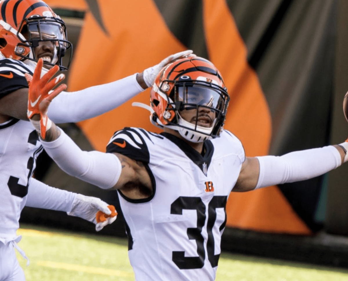 Why Bengals Should Take A Hint From Mike Hilton And 'Extend Jesse Bates ...
