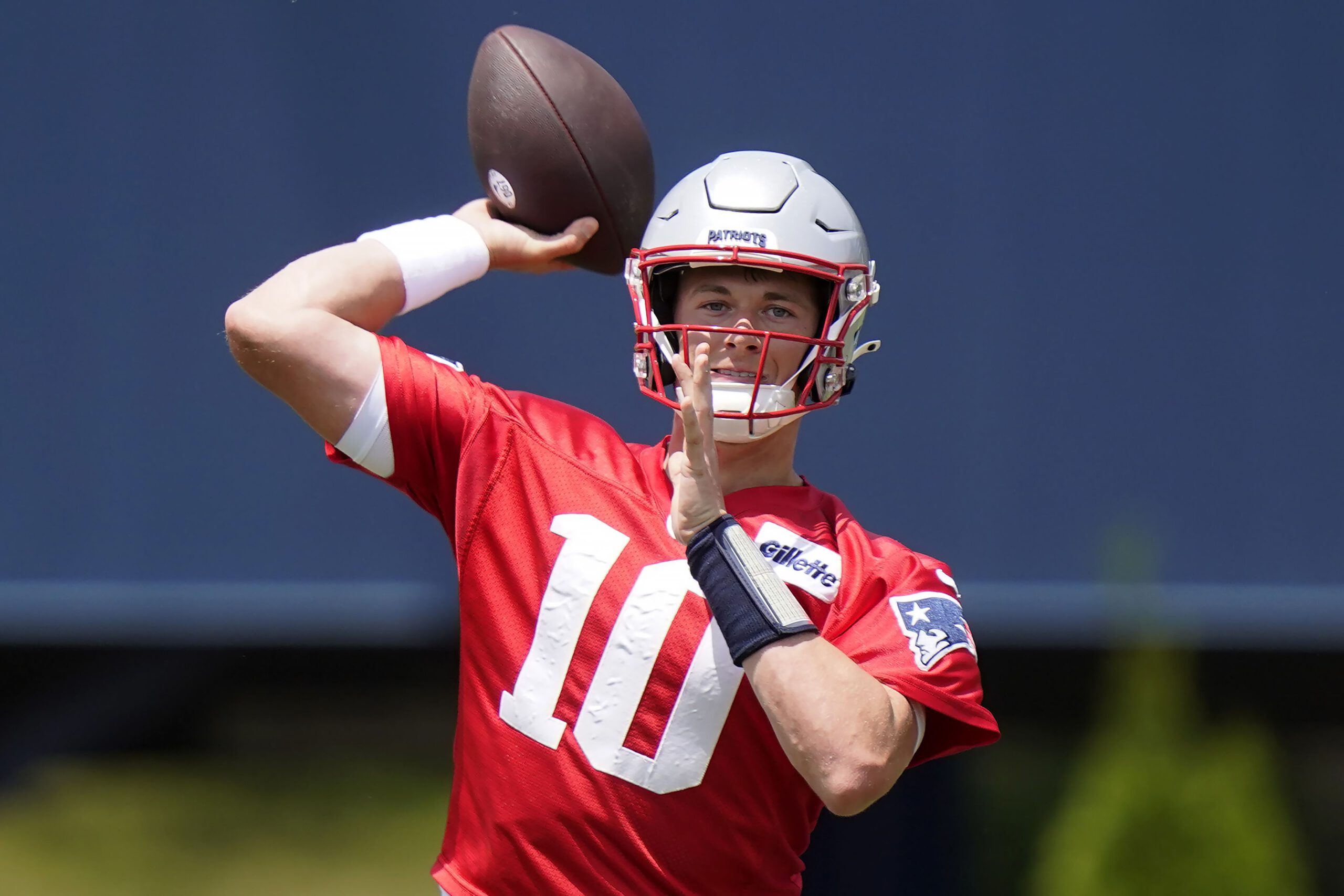 Mac Jones Impresses at Day One of Patriots Minicamp - CLNS Media