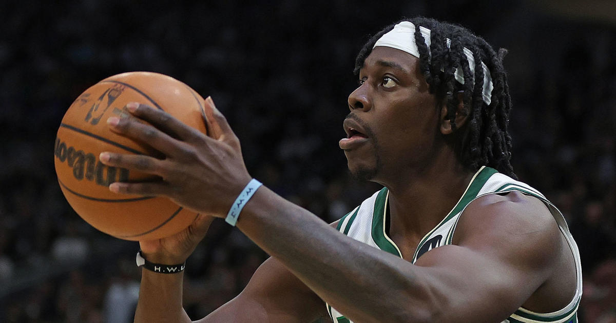 Jrue Holiday Stops Jaylen Brown in Impactful First Celtics Practice ...
